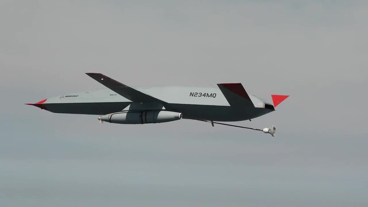 An Unmanned Tanker Refuelled a Stealth Aircraft | TURDEF